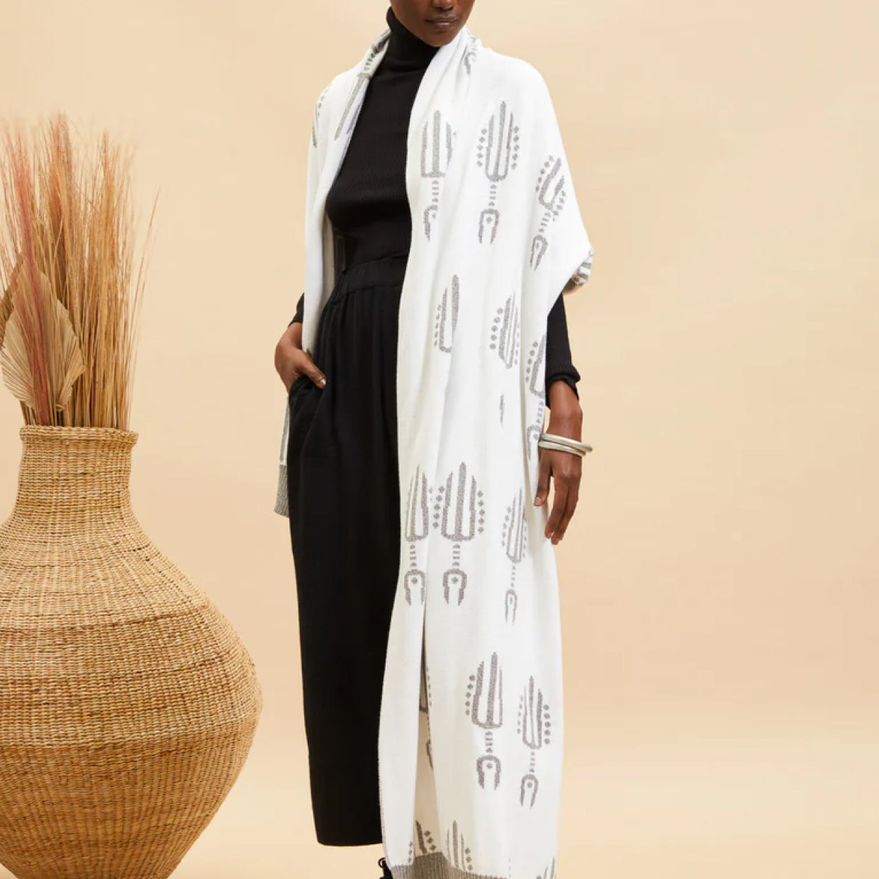 Kichana Wrap - Stone White – モダン・アフリカ雑貨のお店「LEKKER AFRICA」